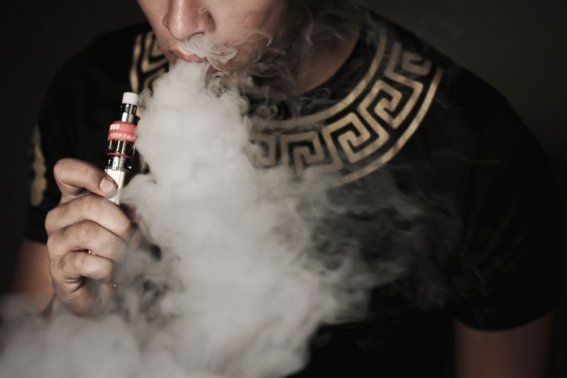 Health Ministry: No evidence vape is safe to treat smoking addiction ...