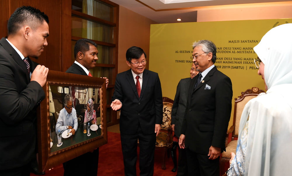 Agong, Permaisuri Agong attend dinner with Penang leaders - Merdeka Center